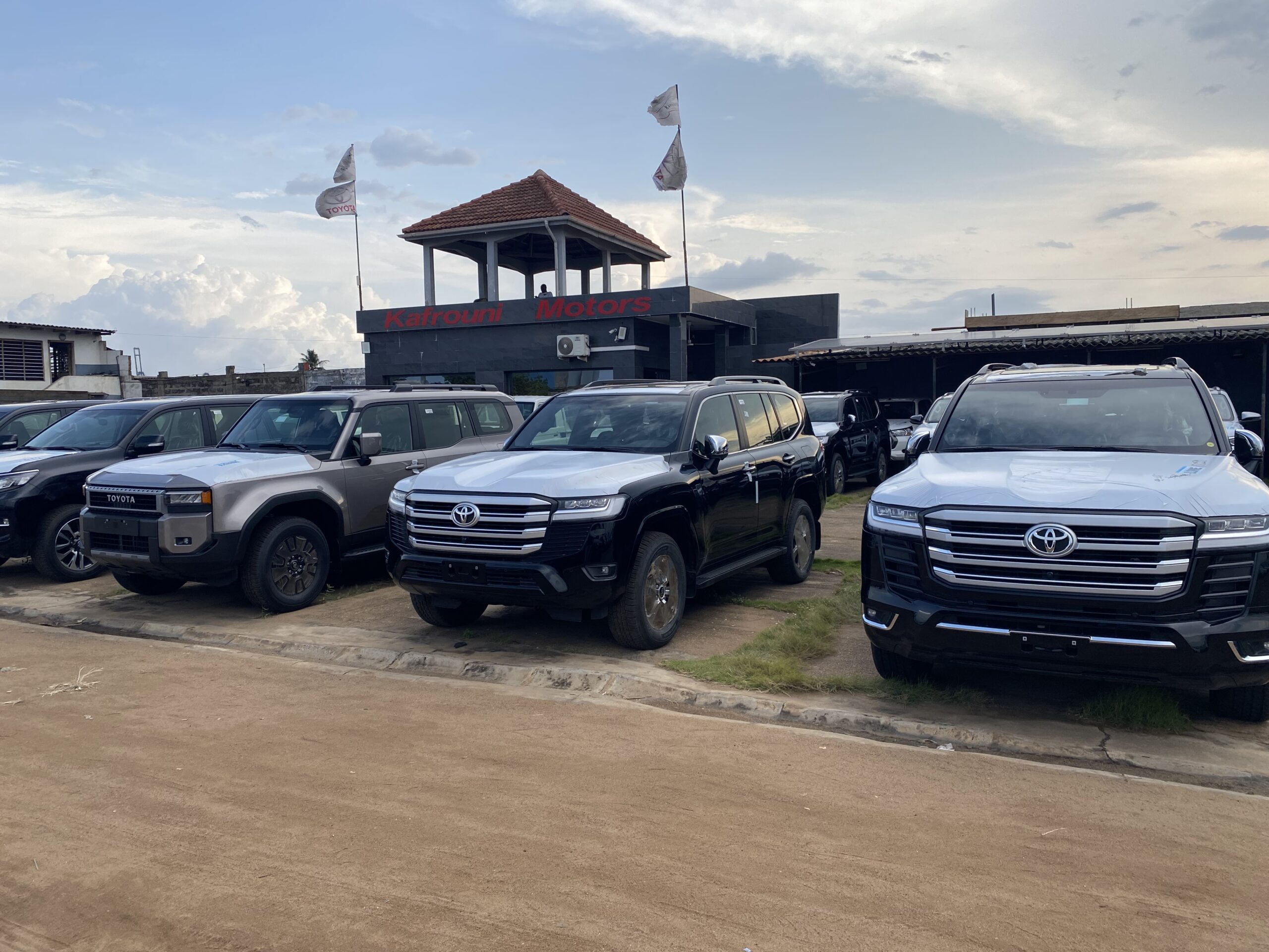 Gallery | Explore Kafrouni Motors' luxury car collection in Africa.